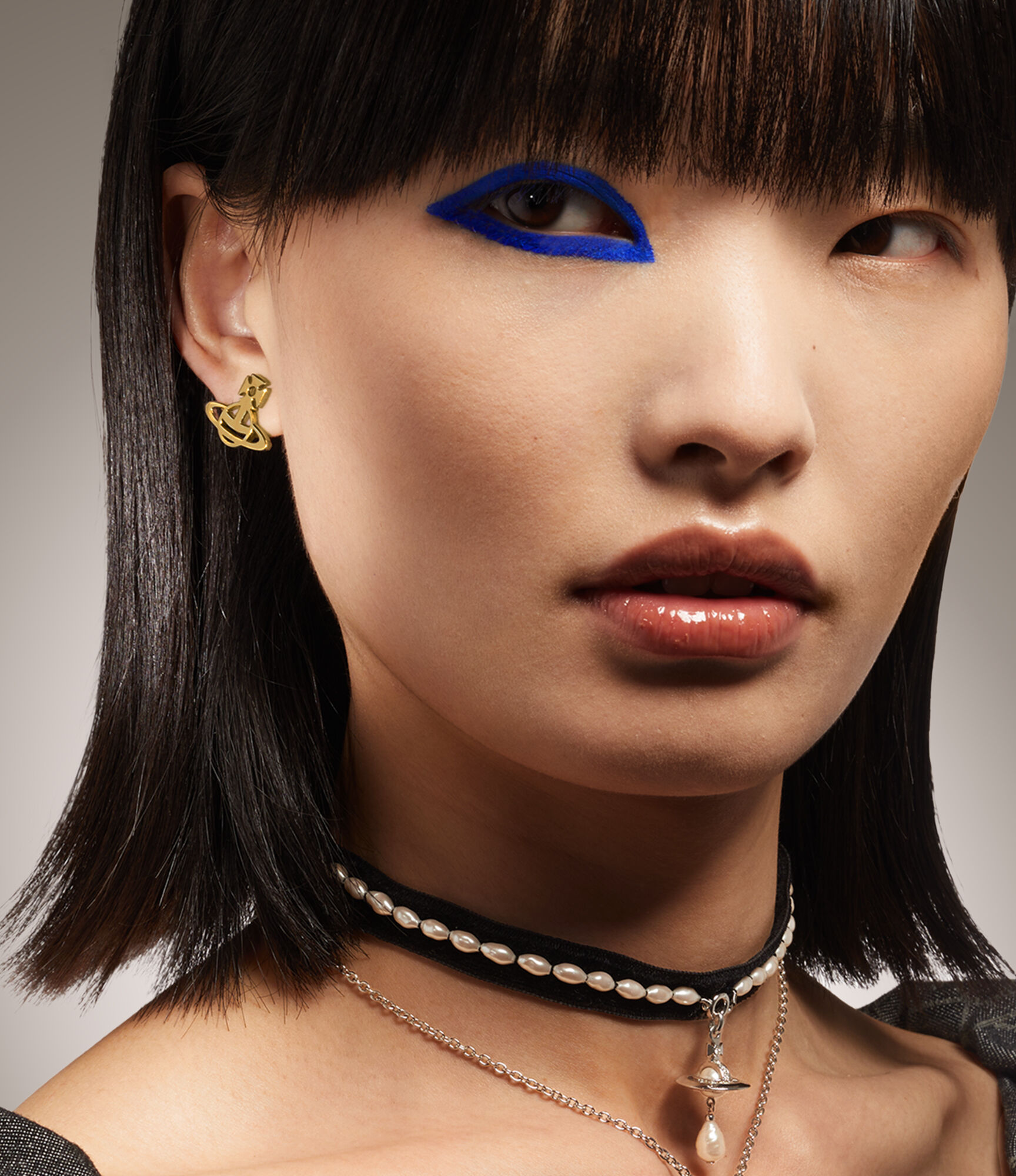 Lucy Earrings in GOLD- | Vivienne Westwood®