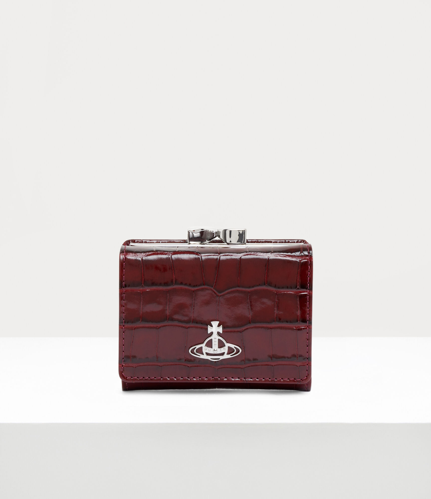 Small Frame Wallet in burgundy | Vivienne Westwood®