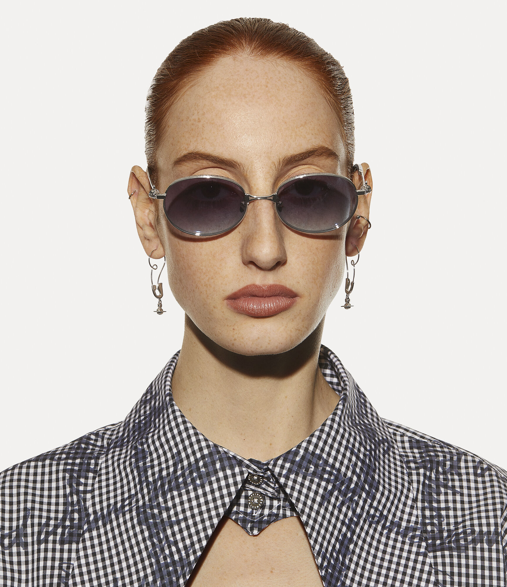 Hardware orb oval sunglasses in SILVER | Vivienne Westwood®