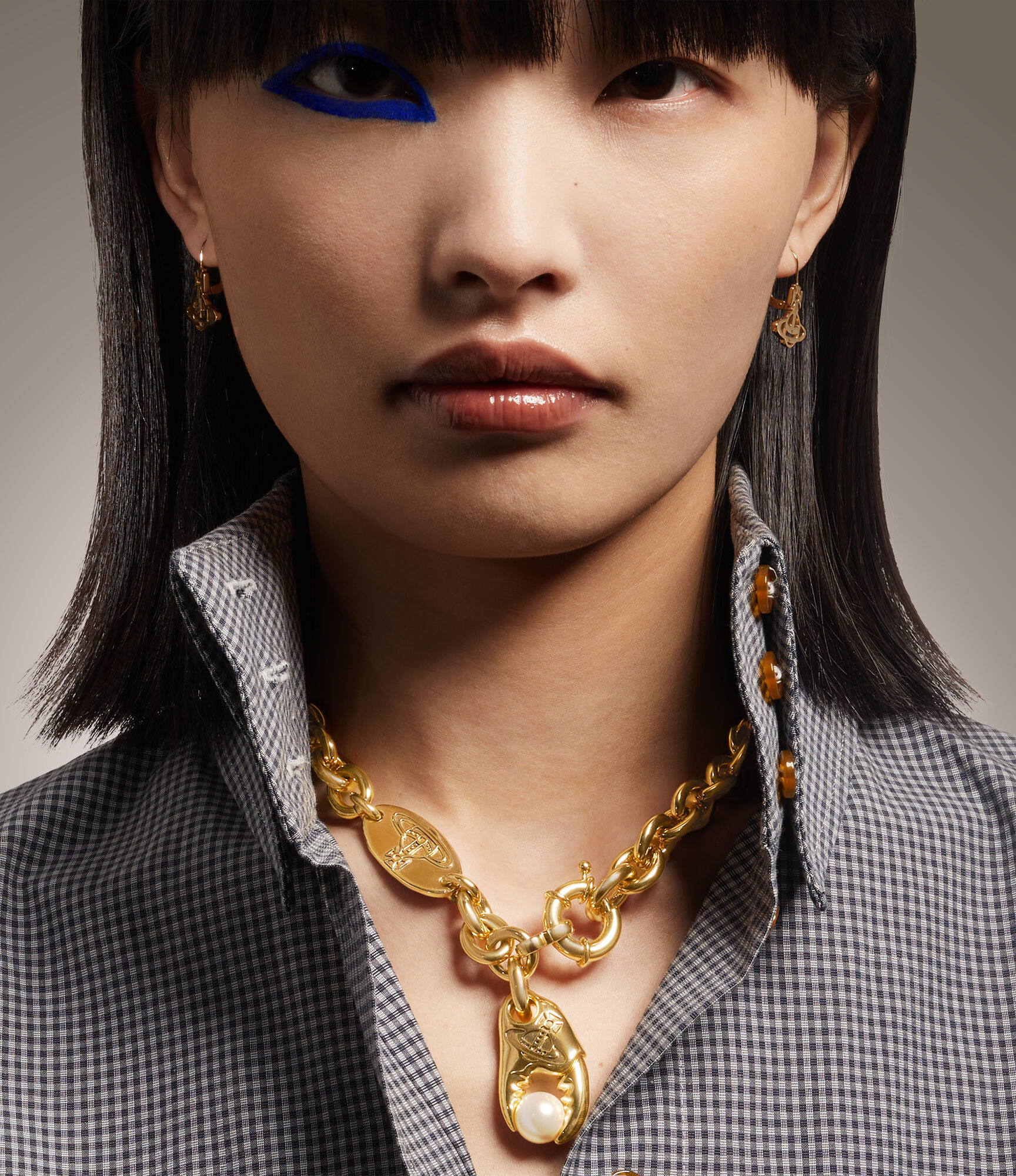 Freda Necklace in GOLD-CREAMROSE-Pearl | Vivienne Westwood®