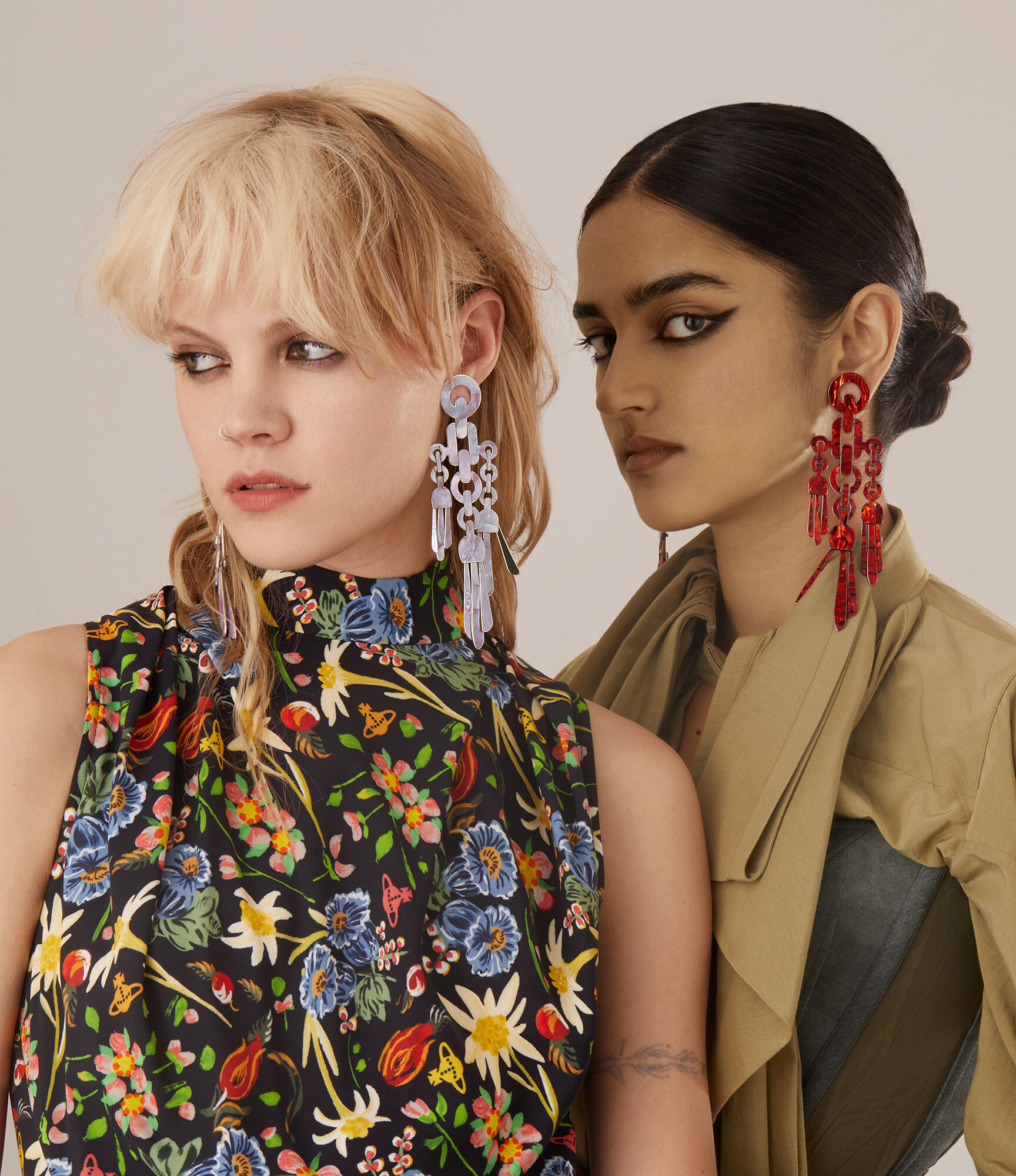 Janetta Earrings in RUTHENIUM-RUBY-RED-MOP | Vivienne Westwood®