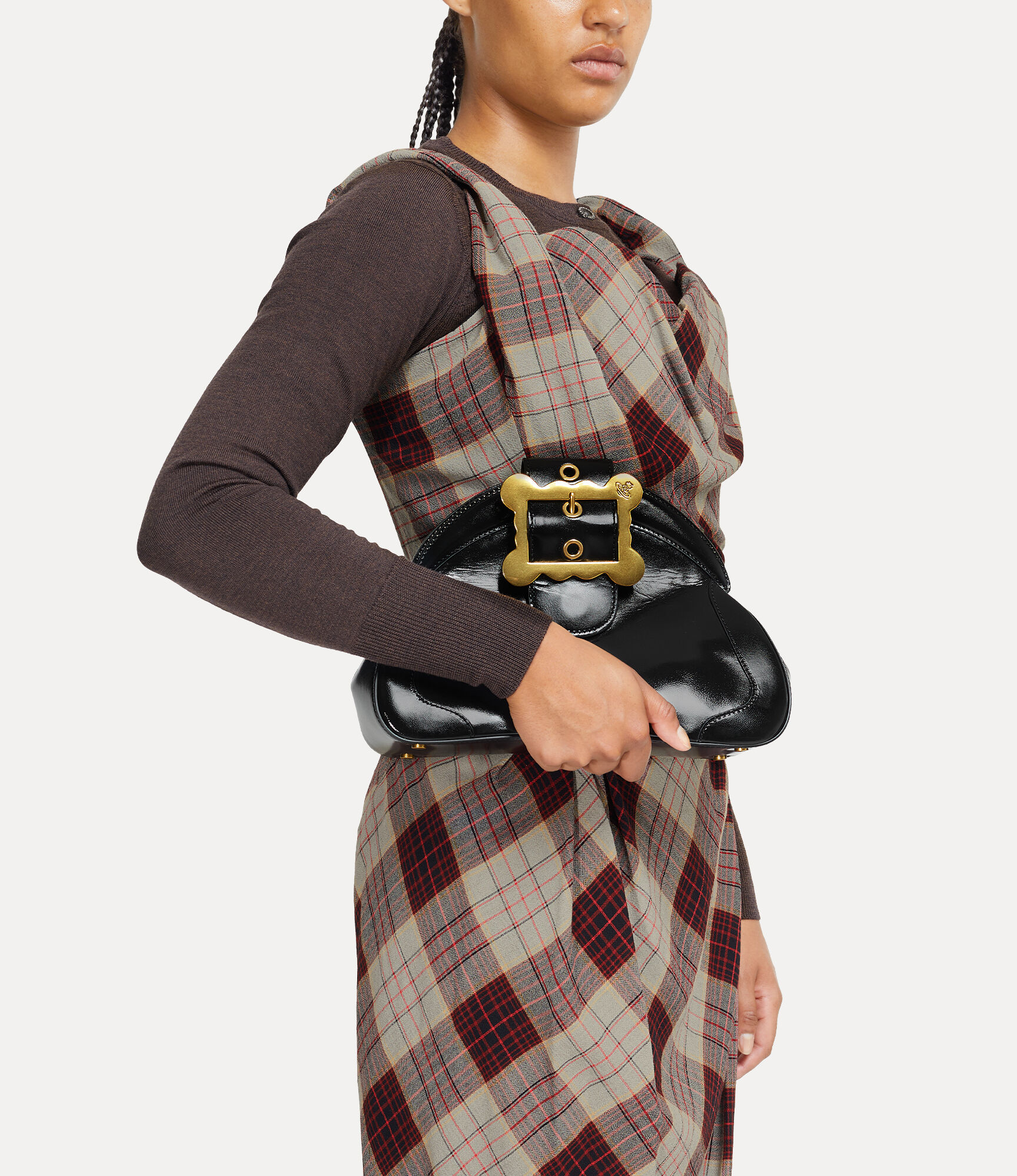 Amy Shoulder Bag in BLACK | Vivienne Westwood®