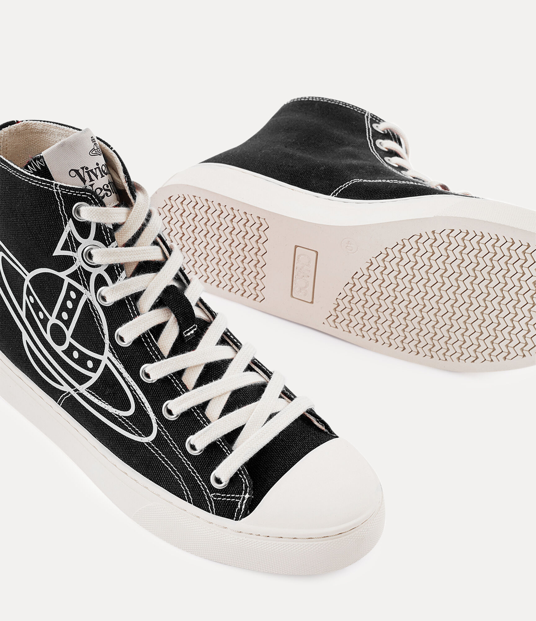 High-Top Plimsolls in black | Vivienne Westwood®