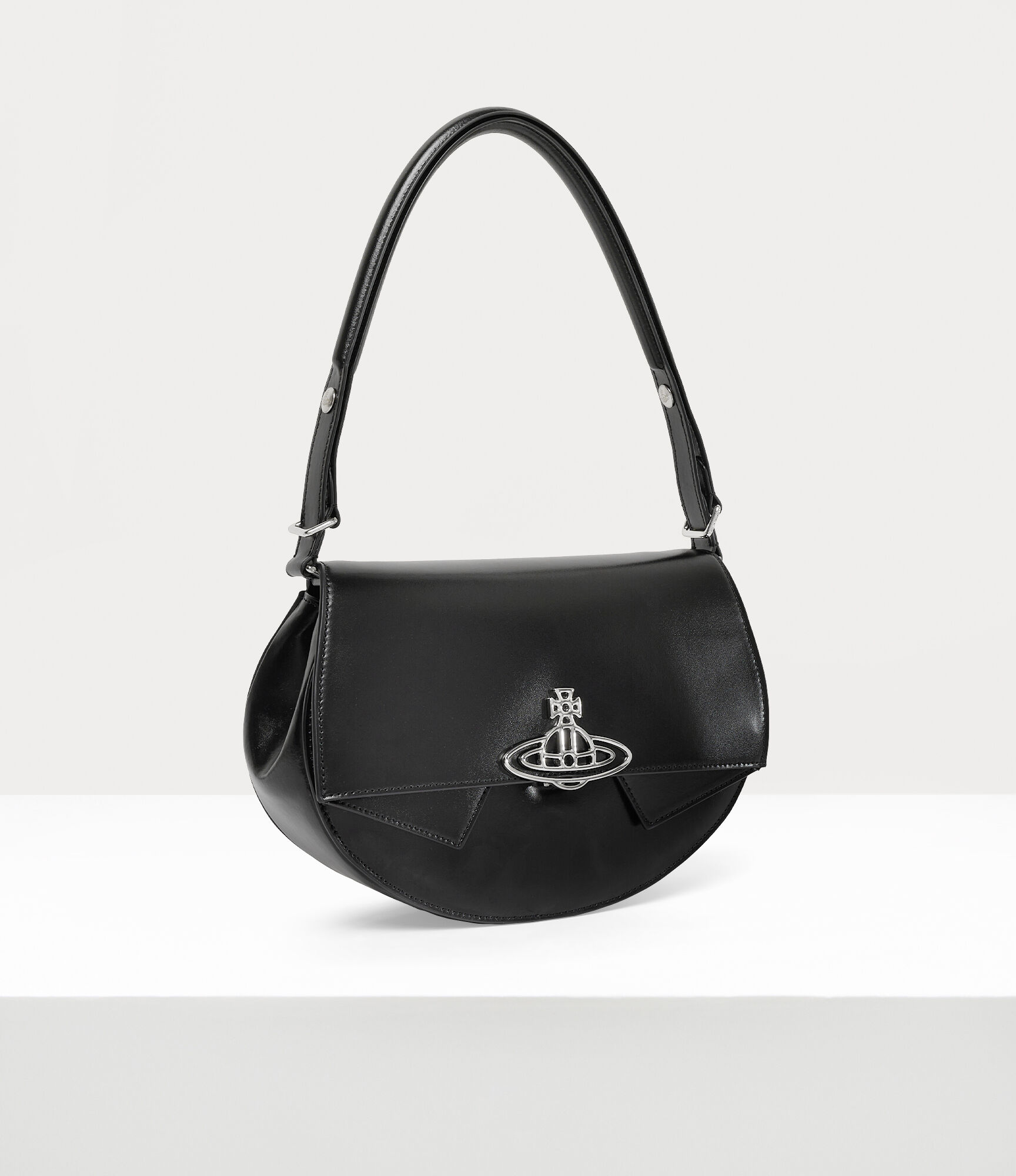 Sadie Shoulder Bag in BLACK | Vivienne Westwood®