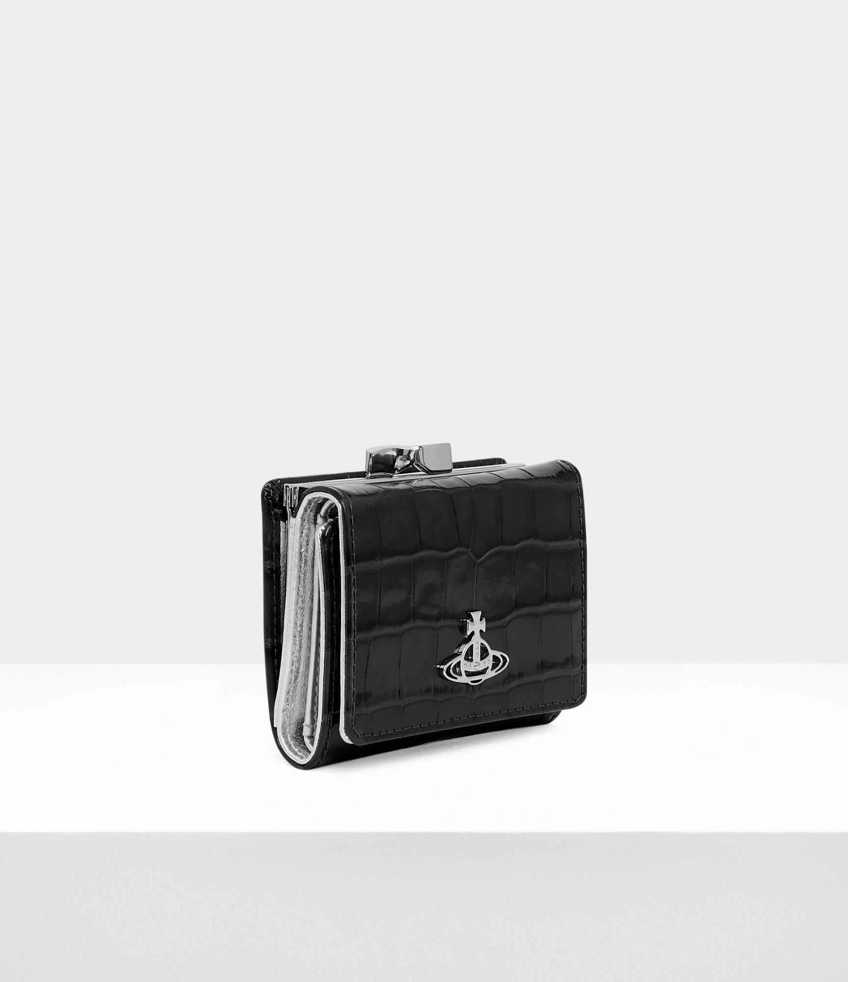 Small Frame Wallet in black | Vivienne Westwood®