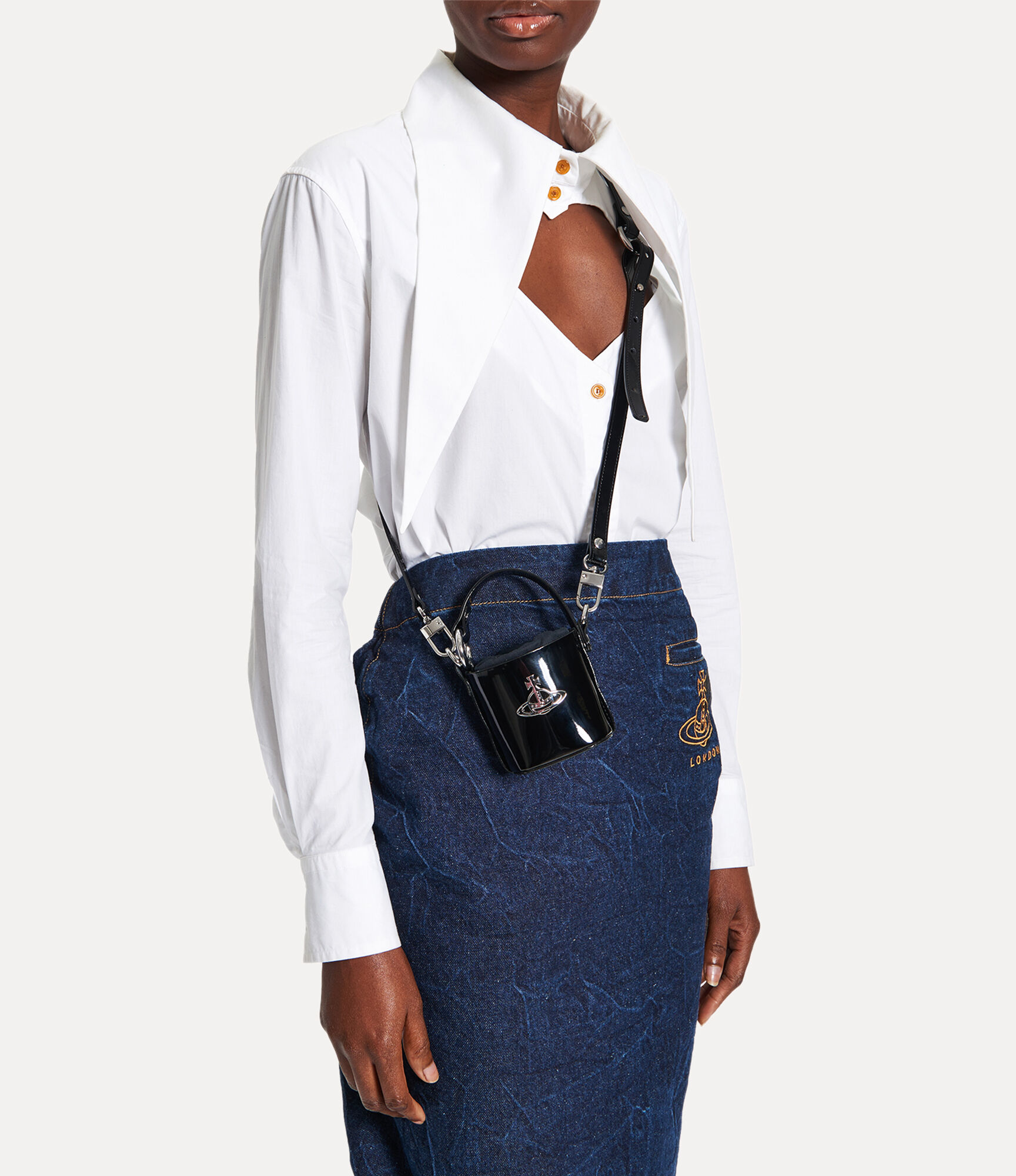 Shiny Patent Mini Daisy Bag in BLACK | Vivienne Westwood®