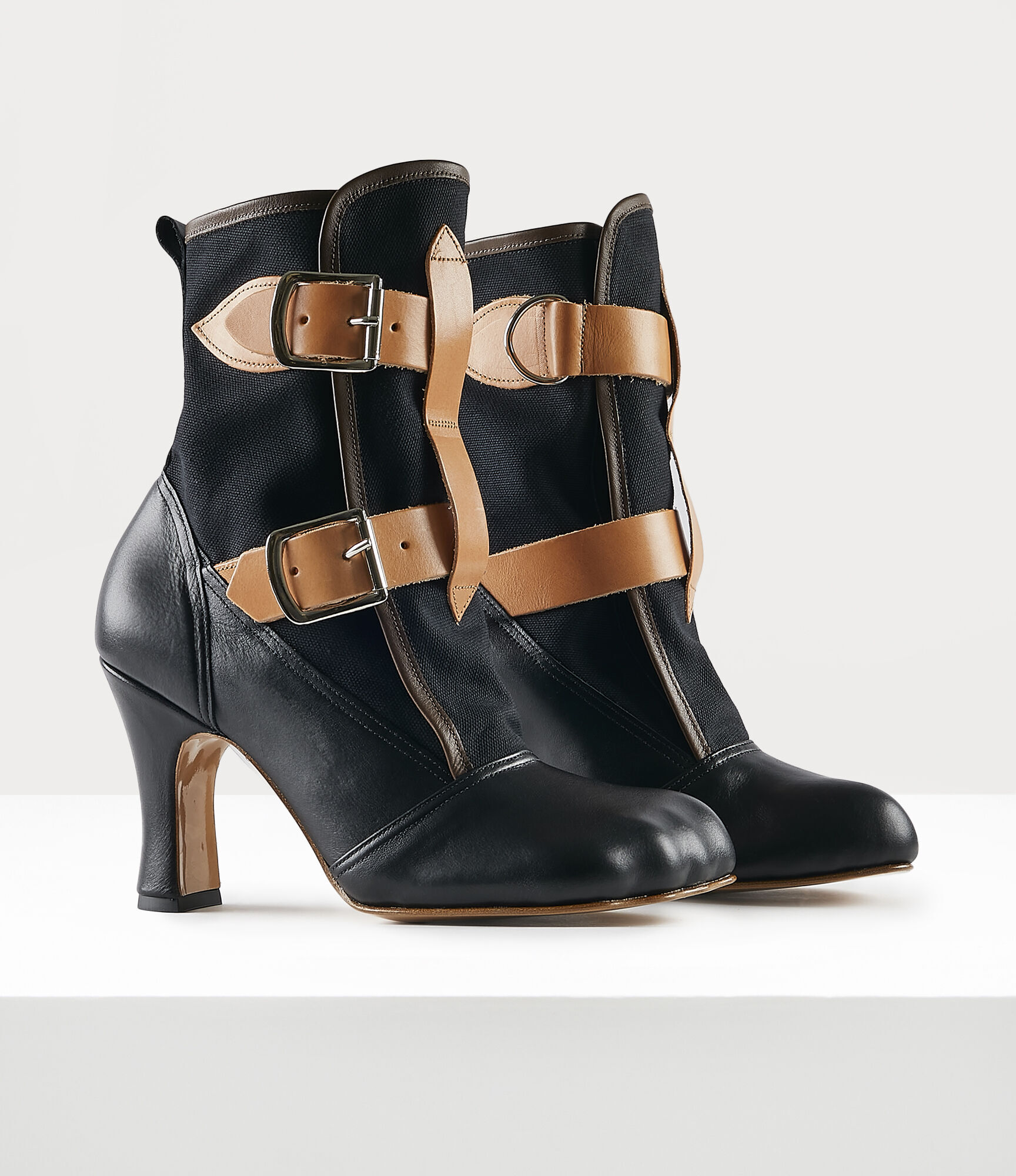 Bondage Boots in BLACK | Vivienne Westwood®
