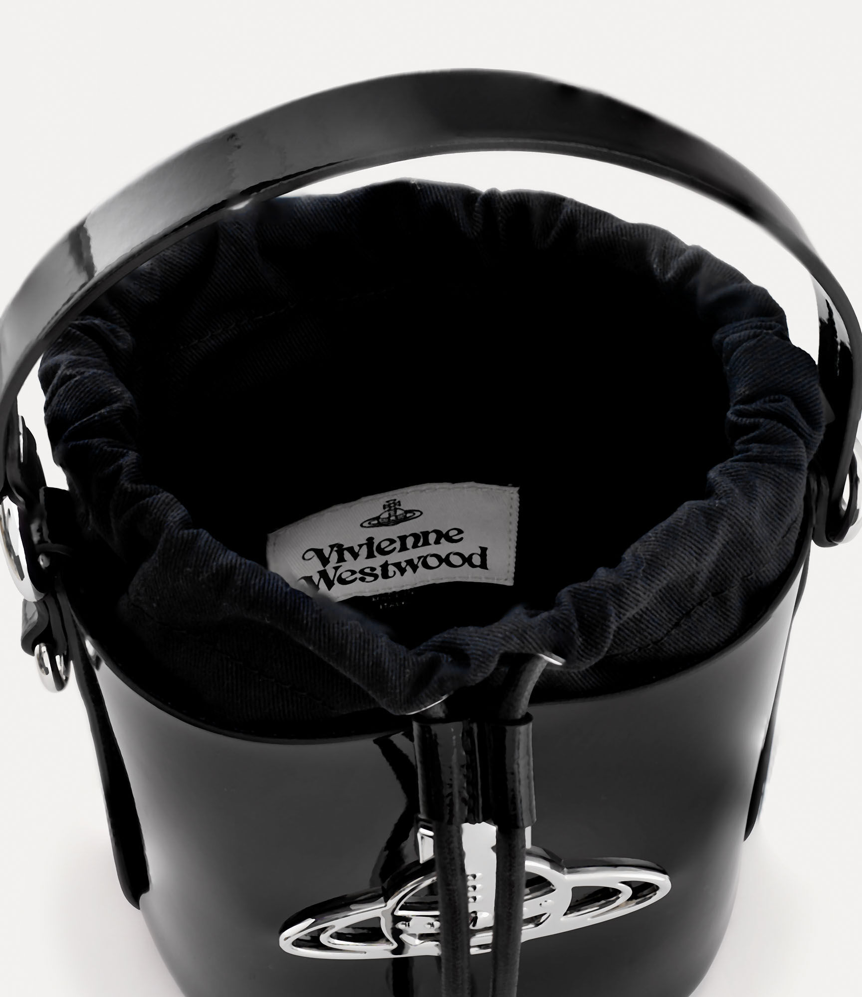 Daisy Small Drawstring Bucket Bag in BLACK | Vivienne Westwood®