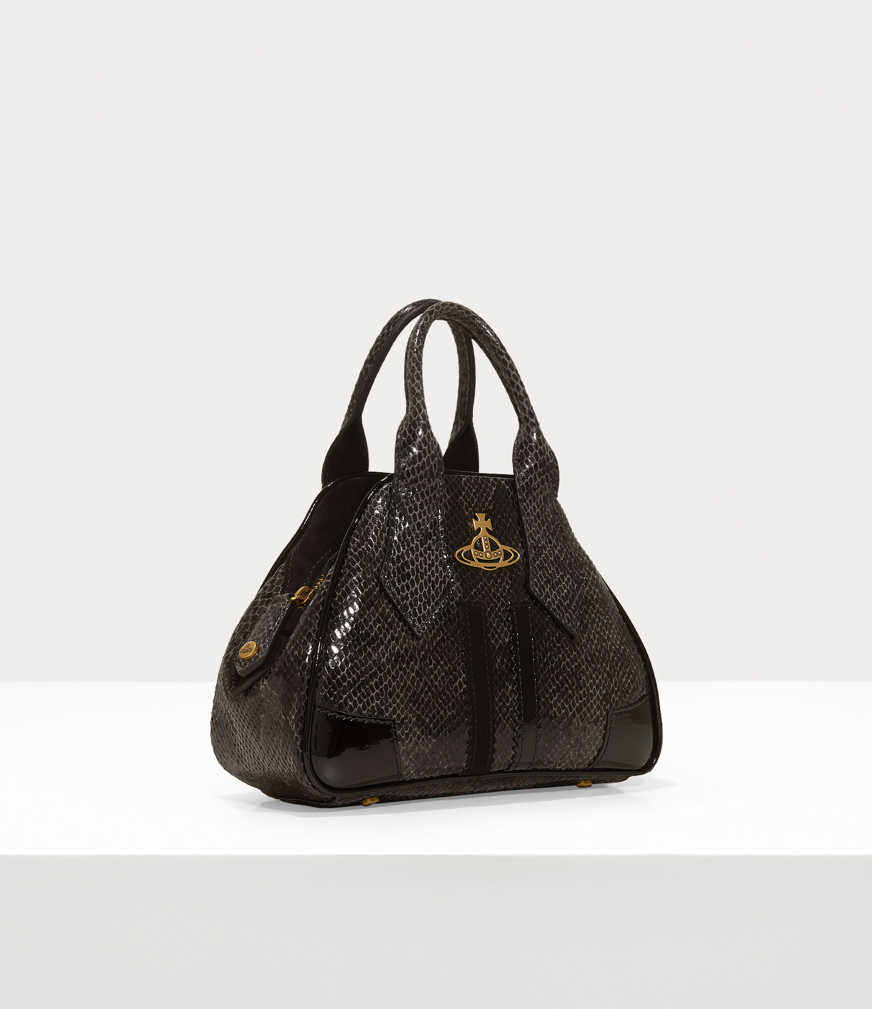 Small Yasmine Bag in BLACK | Vivienne Westwood®