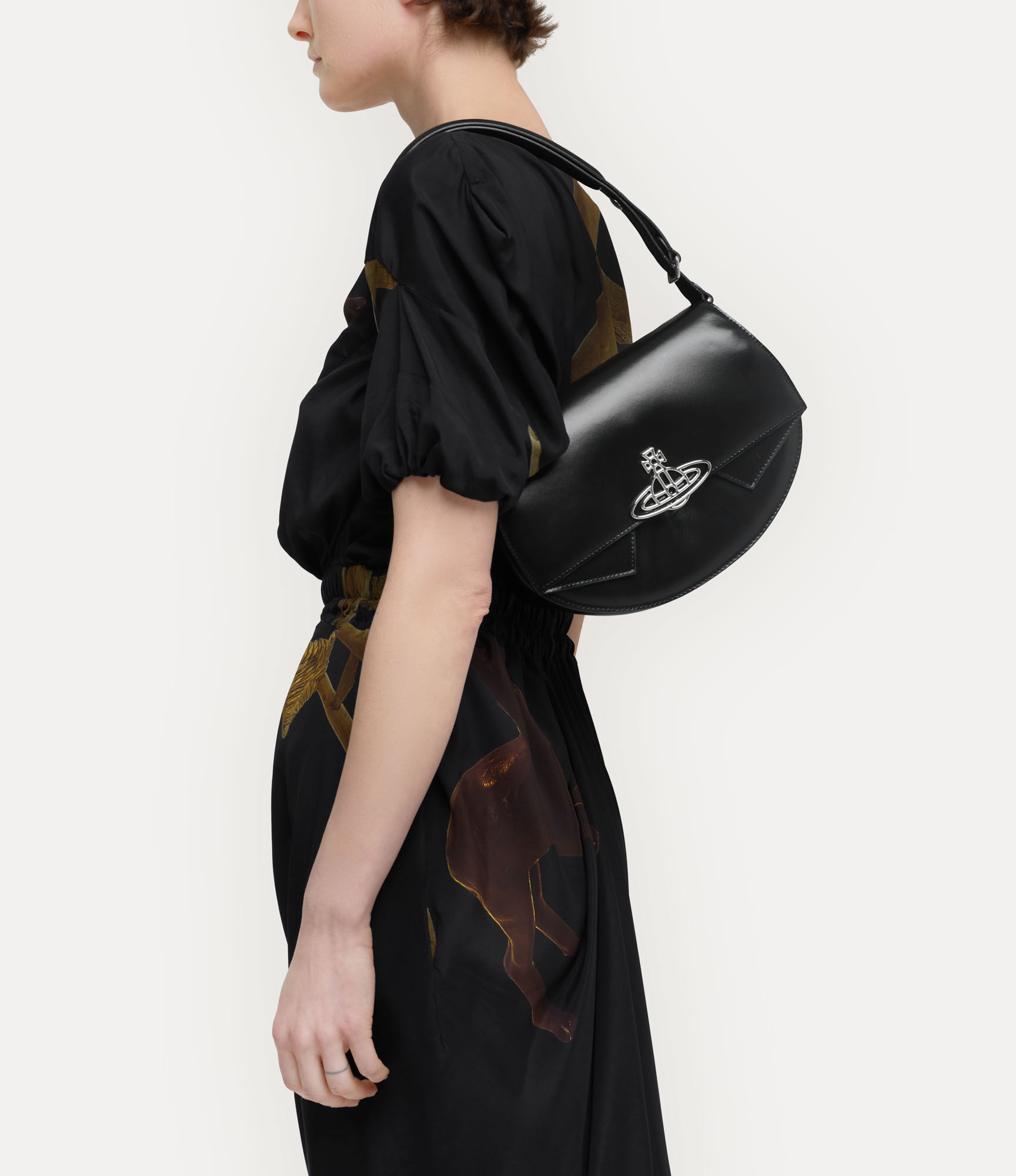 Sadie Shoulder Bag in BLACK | Vivienne Westwood®