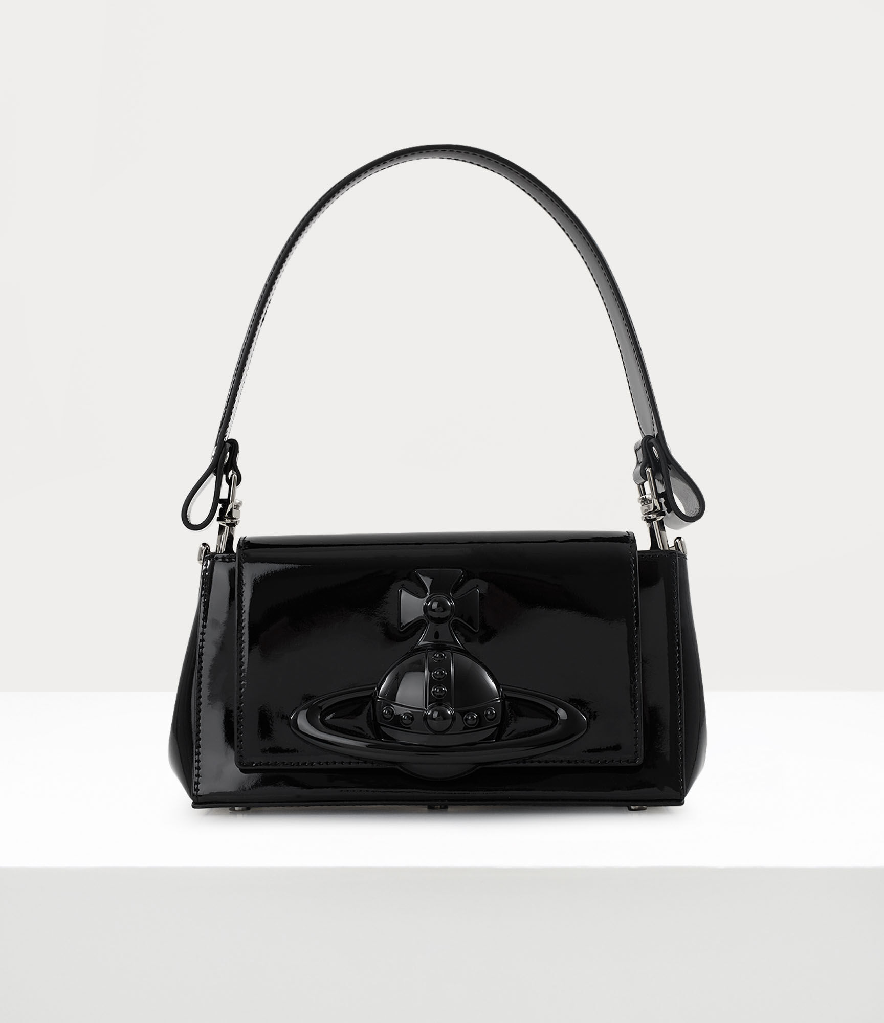 Hazel Medium Handbag in BLACK | Vivienne Westwood®