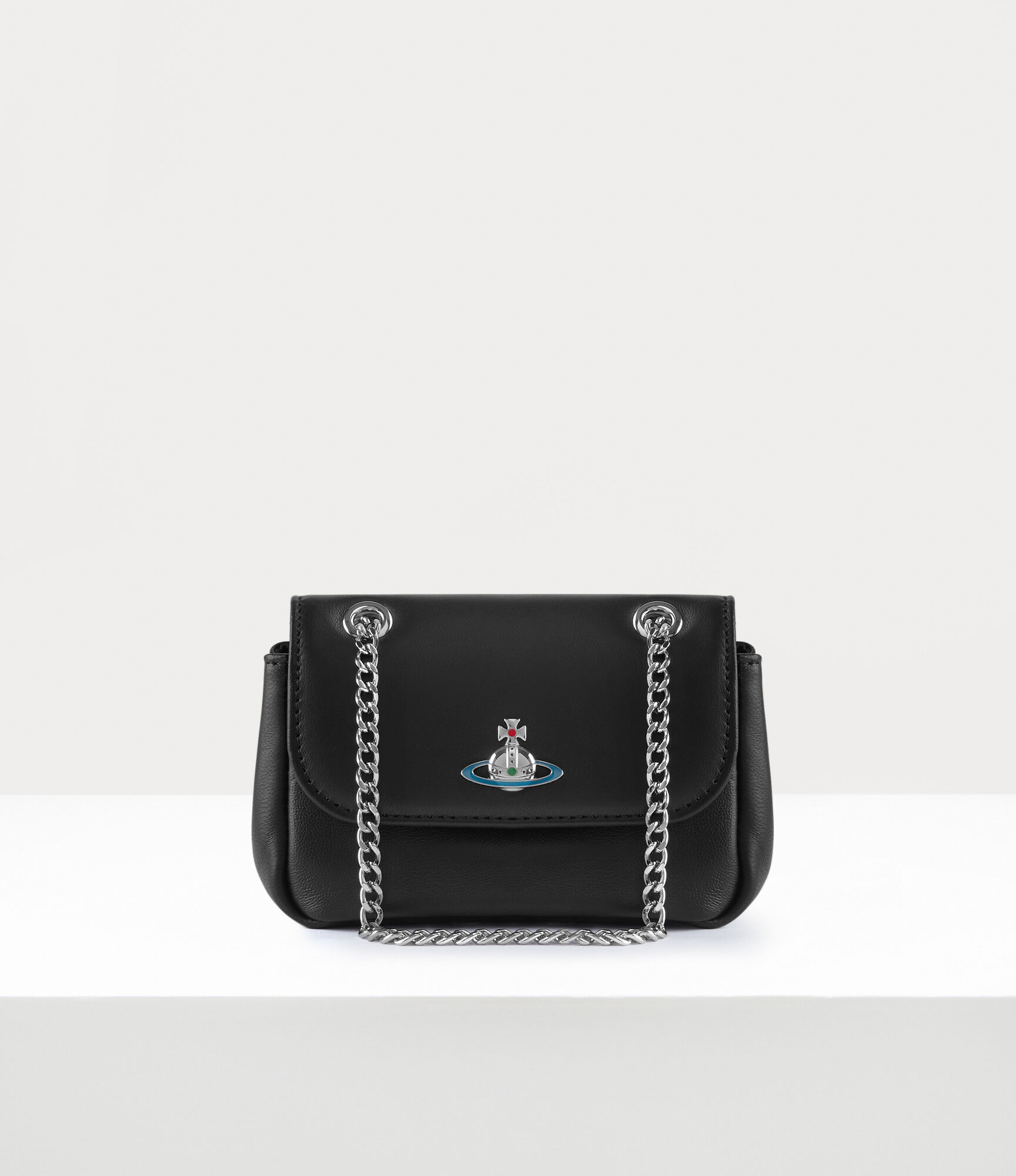Nappa Small Purse With Chain in BLACK | Vivienne Westwood®